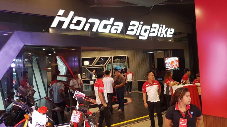 Big Bikes to Drool for at The Honda Big Bike Flagship Store - Pinoy Guy ...
