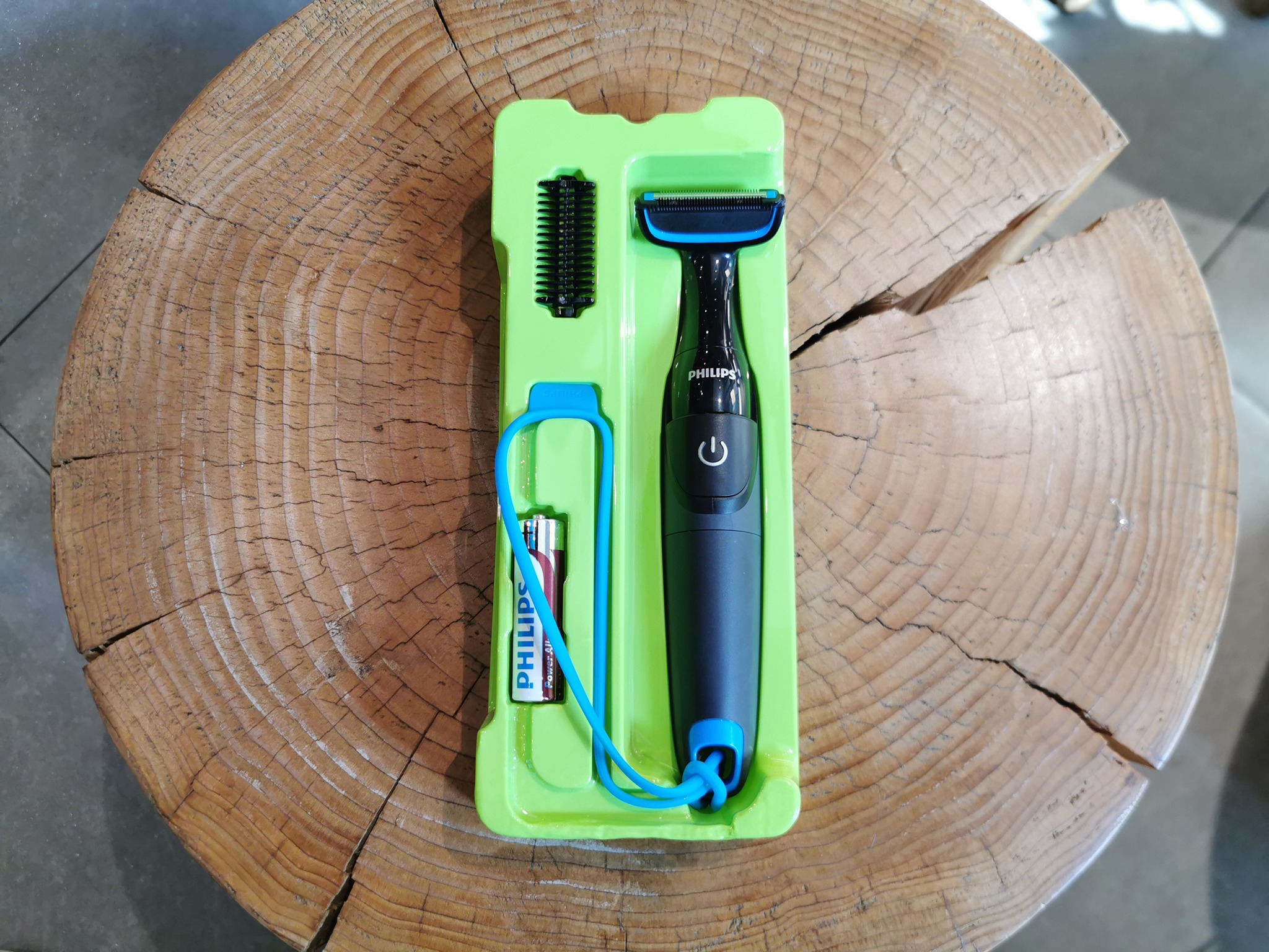 Philips Body Trimmer: Still One of the Best Body Grooming Kits for Guys ...