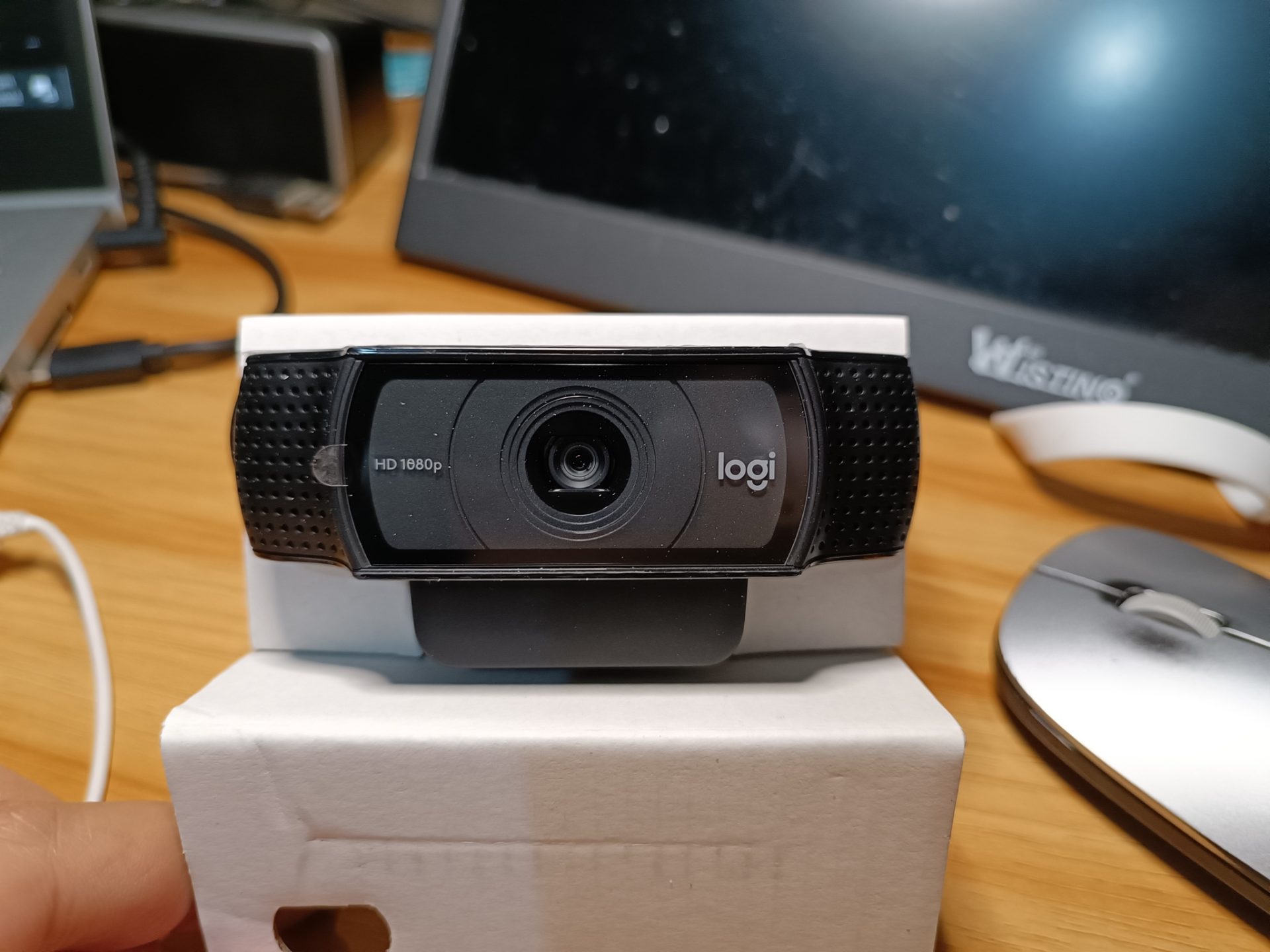 Logitech C920 PRO HD Webcam: Impress your colleagues during video calls ...